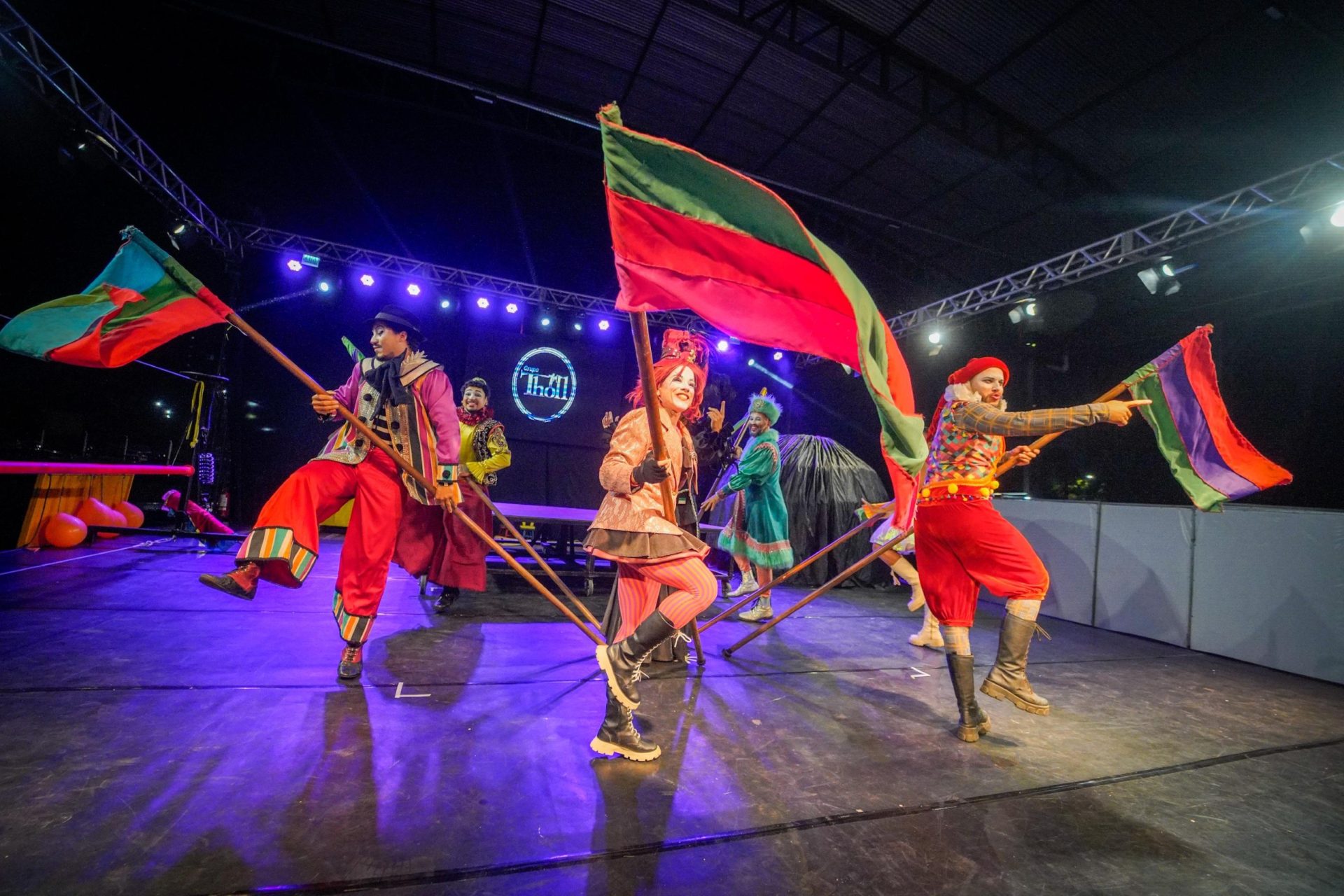Grupo Tholl diverte e emociona pessoas de diversas gerações em Estrela ...